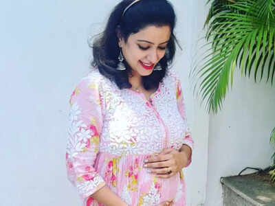 TV actress Nisha Ganesh announces second pregnancy with a sweet post ...