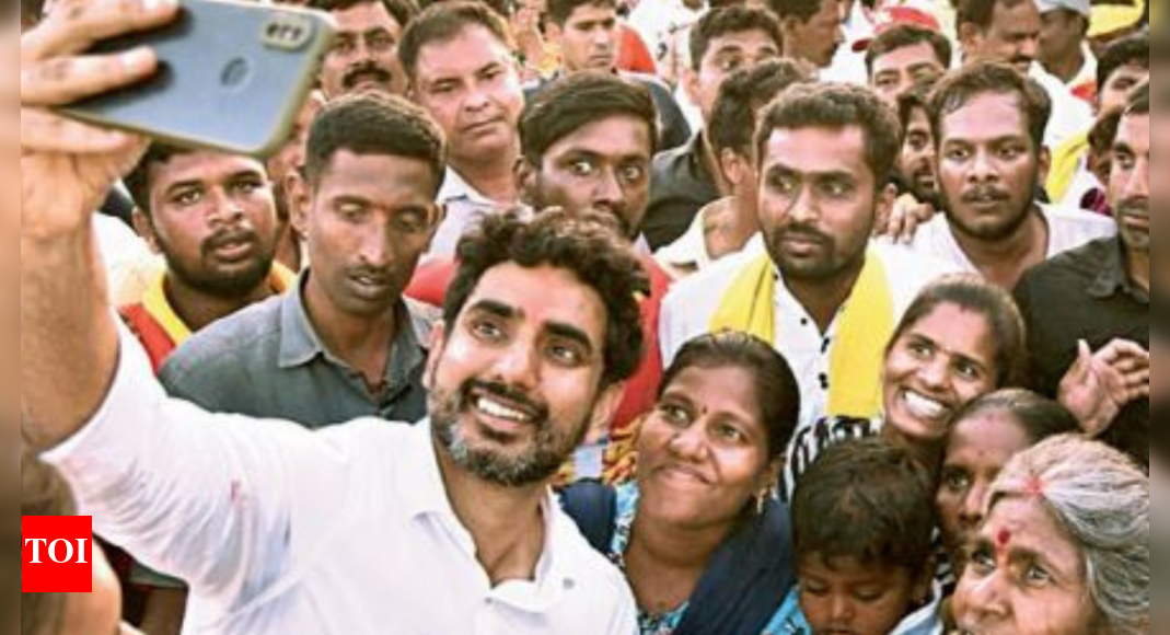 Rebel YSRCP leaders back Lokesh's padayatra | Vijayawada News - Times of India