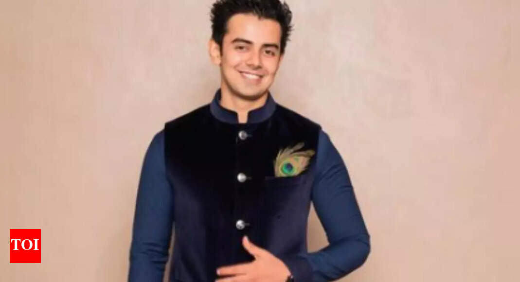 Actor Devarshi Shah wows fans with a captivating dance video | Gujarati ...