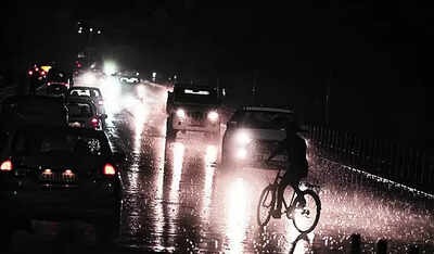 Temp Hits 40.2c, Rain Cools Off City | Chandigarh News - Times of India