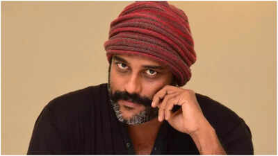 Murali Gopy: ‘Left Right Left’ completes a decade in collective ...