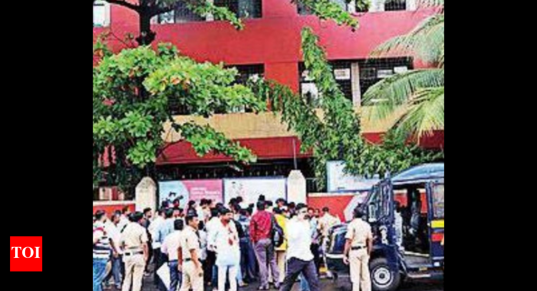 School in Vashi revokes expulsion after right-wing protests | Navi ...