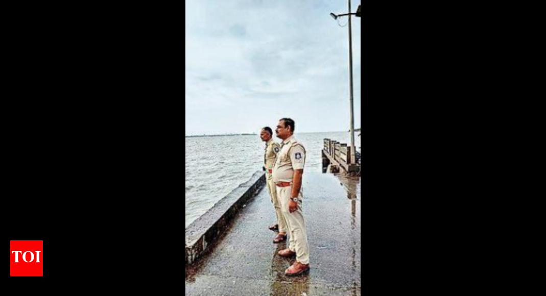 Gujarat Cyclone Landfall: Biporjoy Cyclone landfall to be north of ...