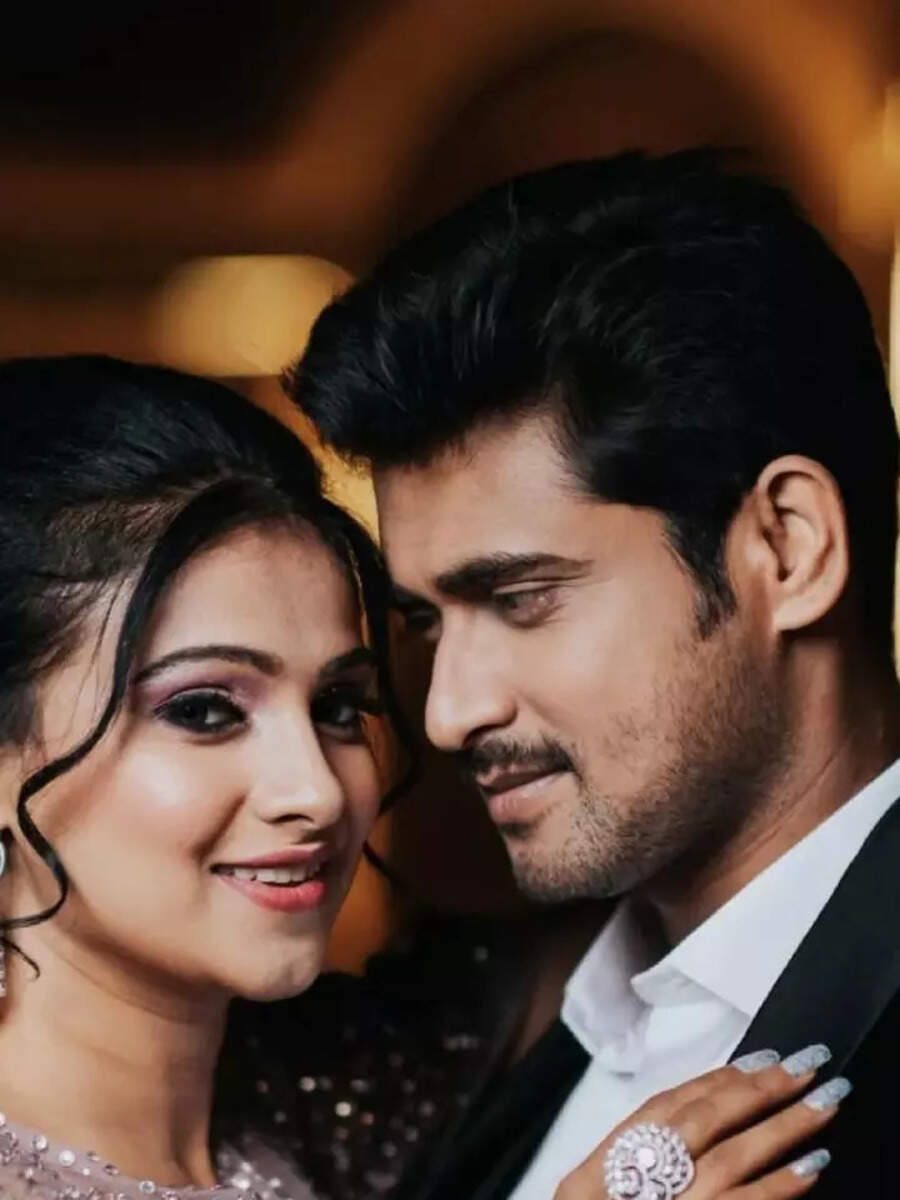 Adorable pictures of celebrity couple Chandan Kumar and Kavitha Gowda | Times of India