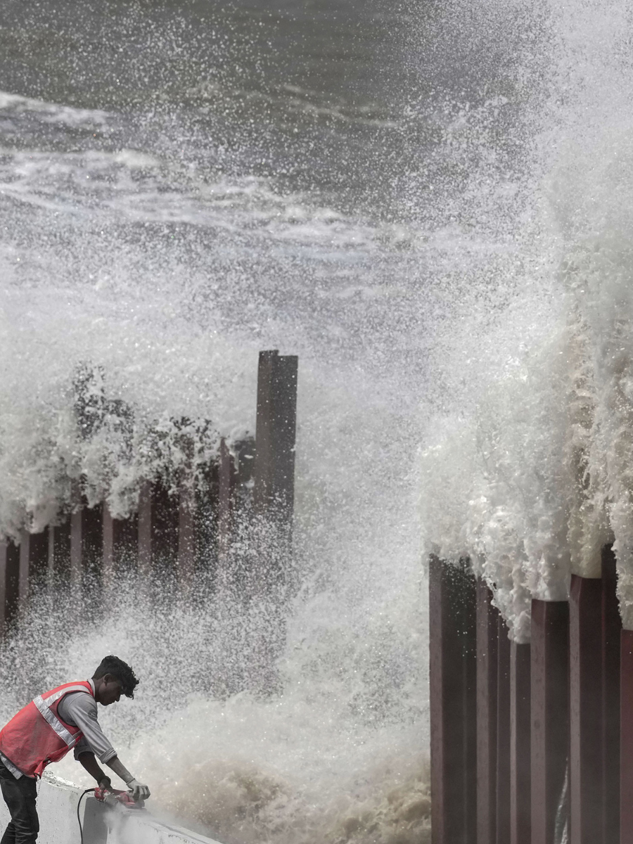 Cyclone Biparjoy to Amphan: 7 Deadliest Cyclones in India | Times of India