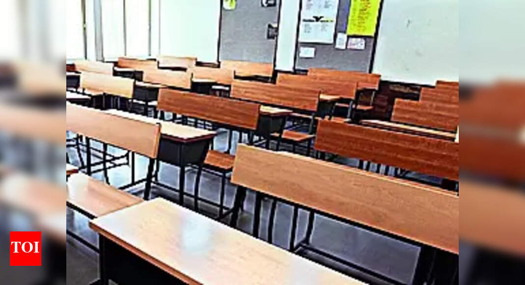 Refurbished Govt Schools Fail To Attract Students | Hyderabad News ...