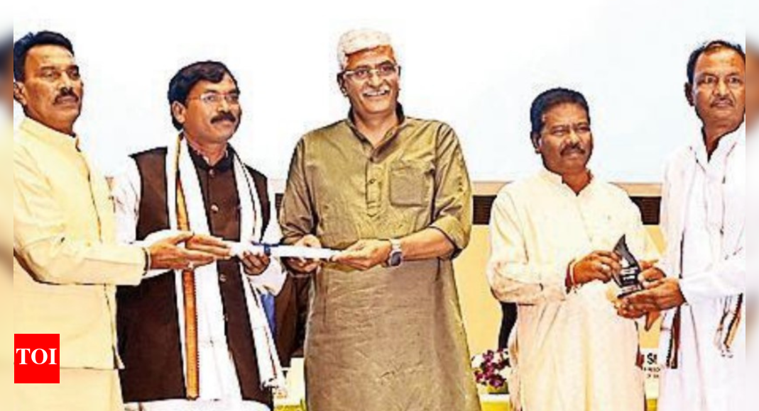 Kadegaon village overcomes water scarcity and wins national award ...