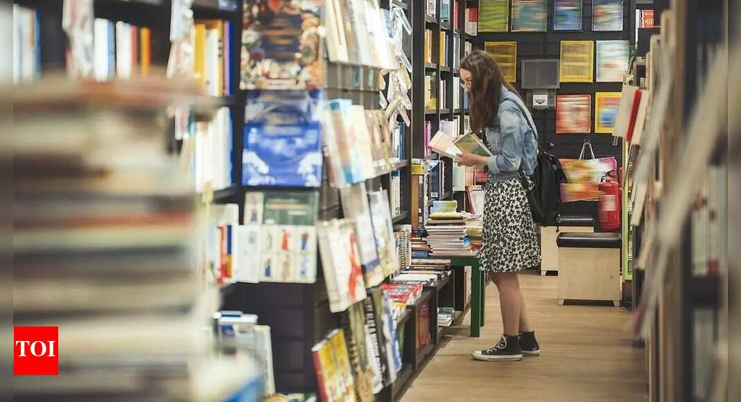 Beyond Ebooks: The charm of bookstores endures | Events Movie News ...