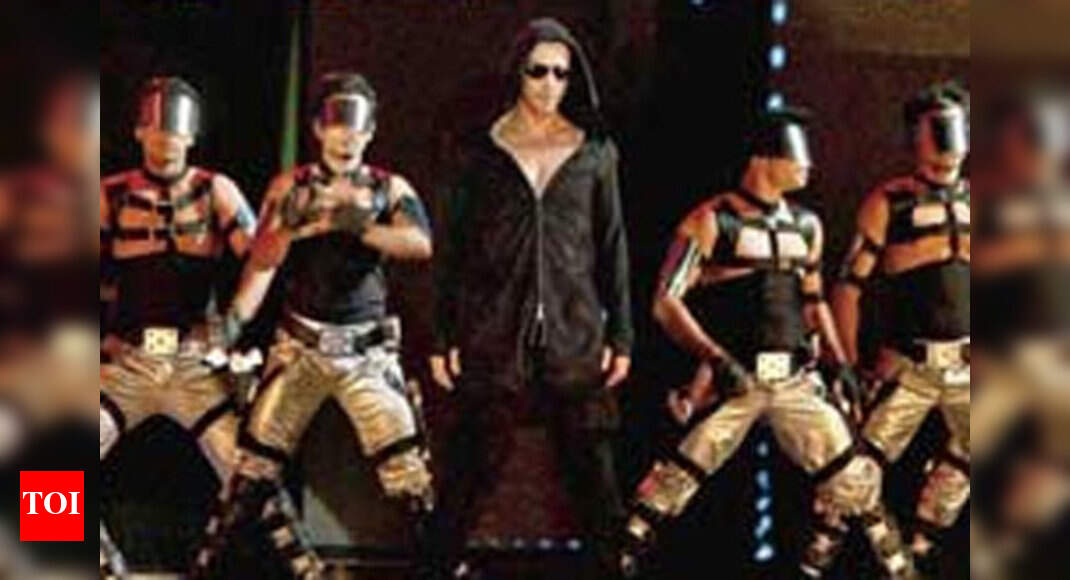 Ra.One challenges Shah Rukh Khan, the star | Hindi Movie News - Times ...