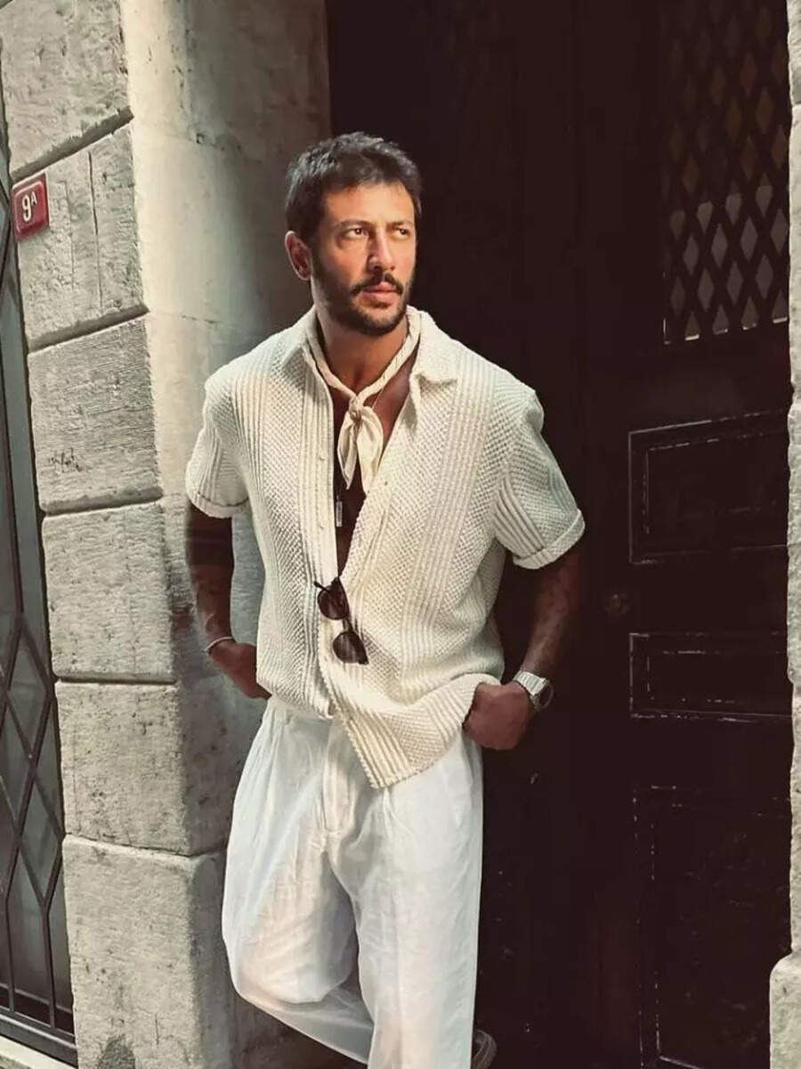 Just Lebanese Bigg Boss OTT2 Contestant Jad Hadid Making Us Go UFF ...