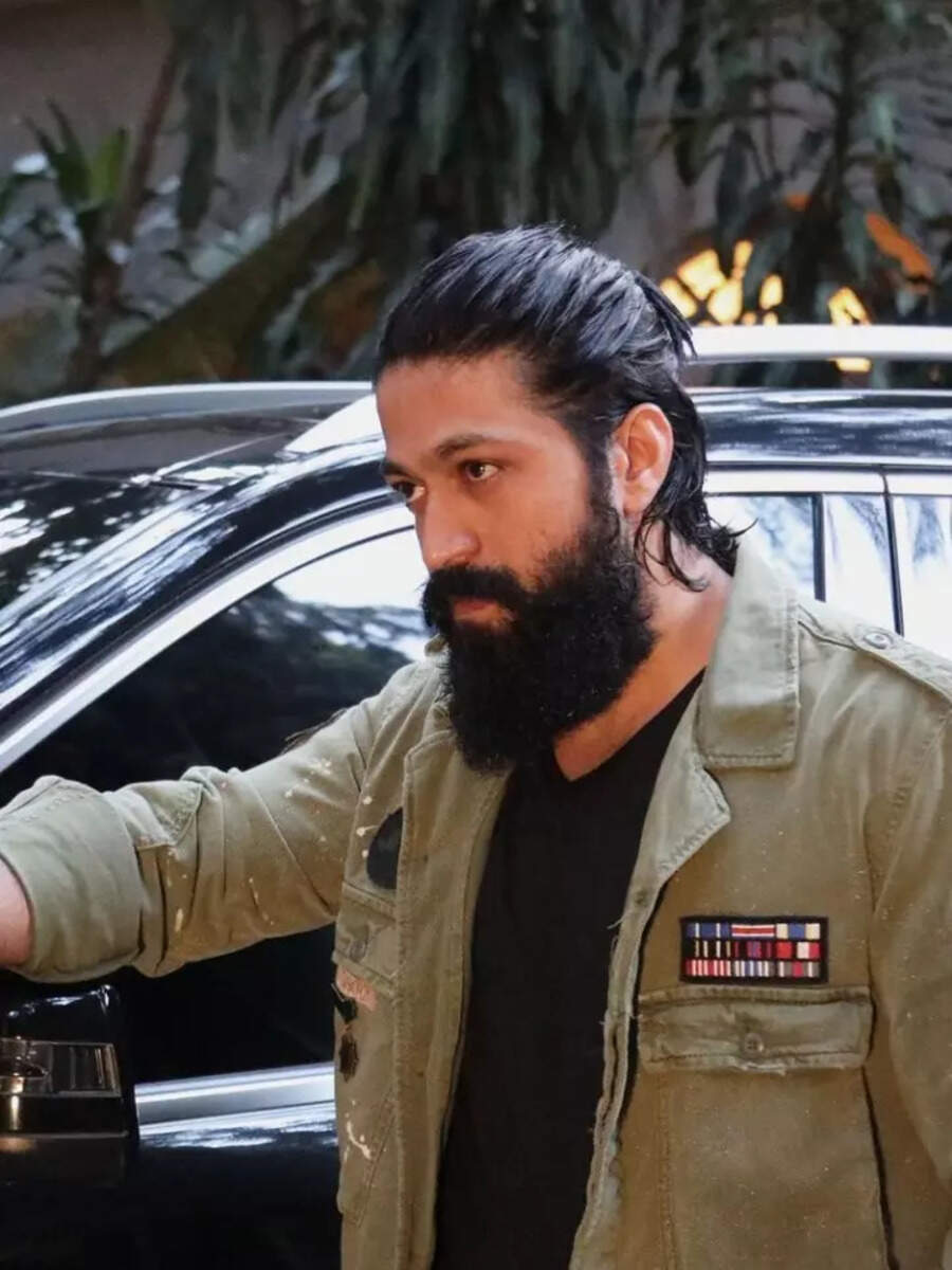 KGF Star Yash Expensive Cars Range Rover SUV, Mercedes-Benz And More ...