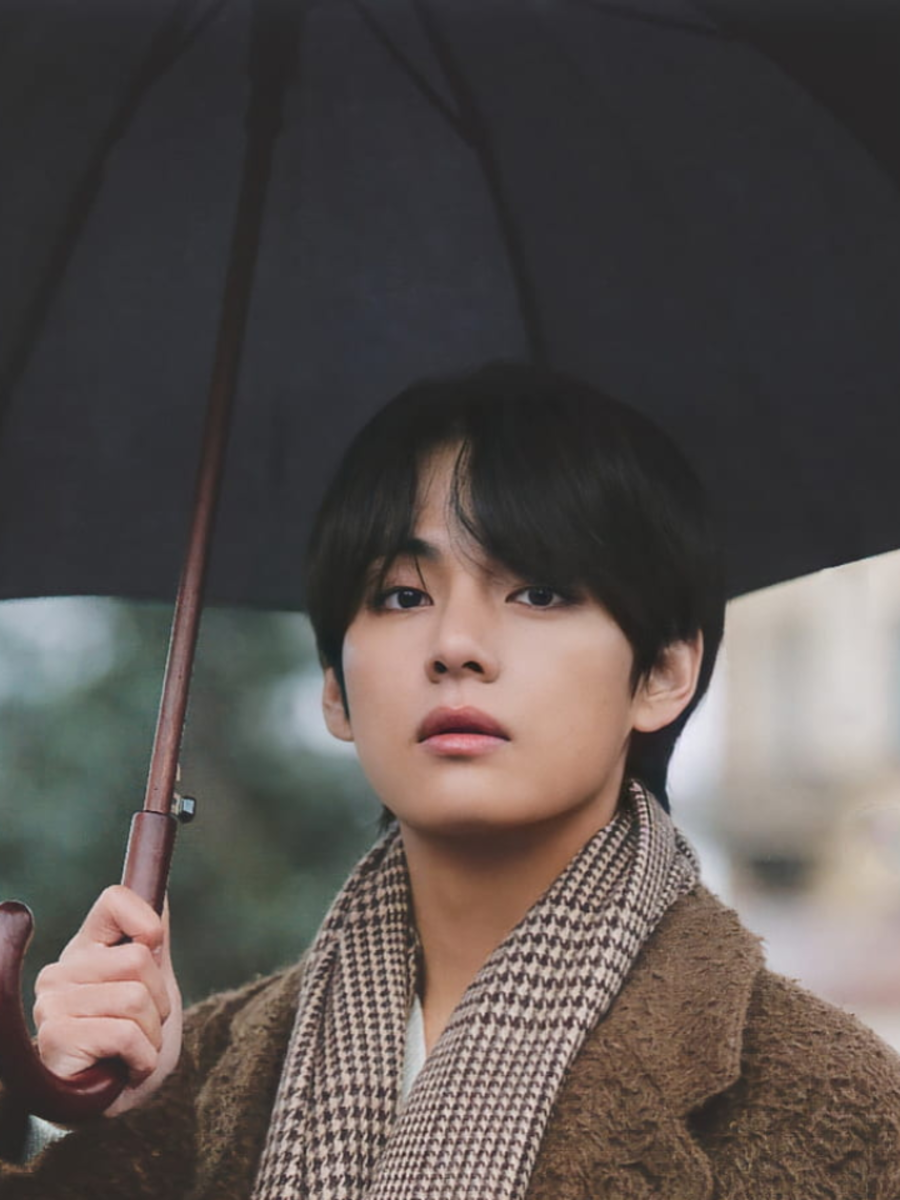 BTS’ V-Inspired Quirky And Stylish Fits For Monsoon | Zoom TV