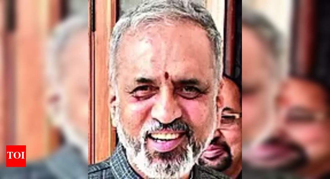 ‘consult Experts On Textbook Revision’ | Mangaluru News - Times of India ‘consult Experts On Textbook Revision’ | Mangaluru News - Times of India