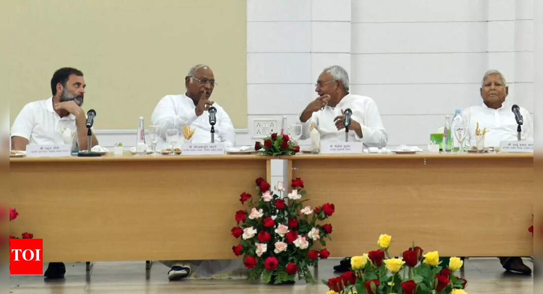 Grand Patna meeting: Why opposition parties have an uphill task at hand ... Grand Patna meeting: Why opposition parties have an uphill task at hand ...