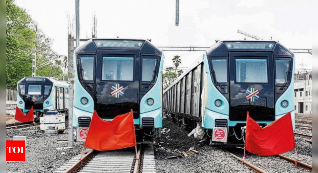 MMRC gets 5 of 9 rakes needed for Aarey-BKC Metro services | Mumbai ...