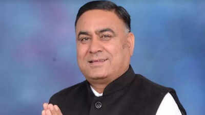 Former Bathinda MLA Pritam Singh Kotbhai, aides booked for duping Pearl ...