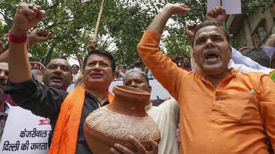 Delhi BJP protests at DJB headquarters over 'shortage' of drinking ...