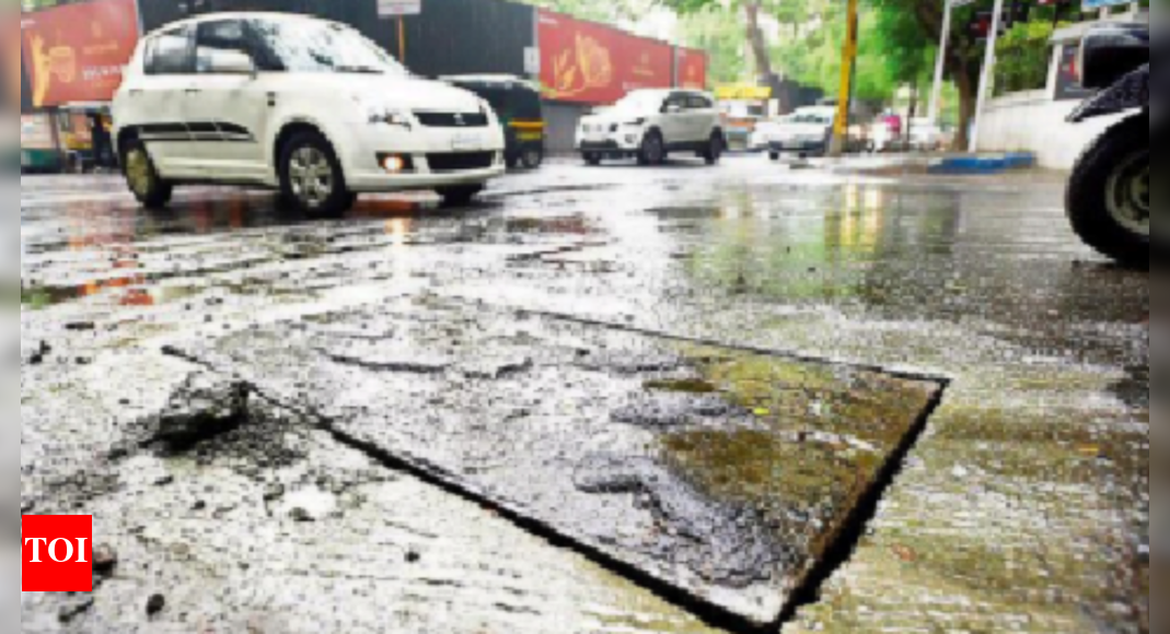 Prabhat Road's unevenmanhole covers irk all | Pune News - Times of India