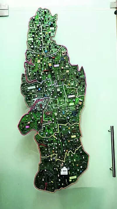 Junked Computer Parts Used To Make City Map Now Housed At Nmmc Bldg Navi Mumbai News Times