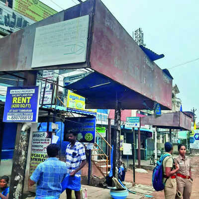 Bus Shelter Damaged On Tambaram-velachery Road | Chennai News - Times ...