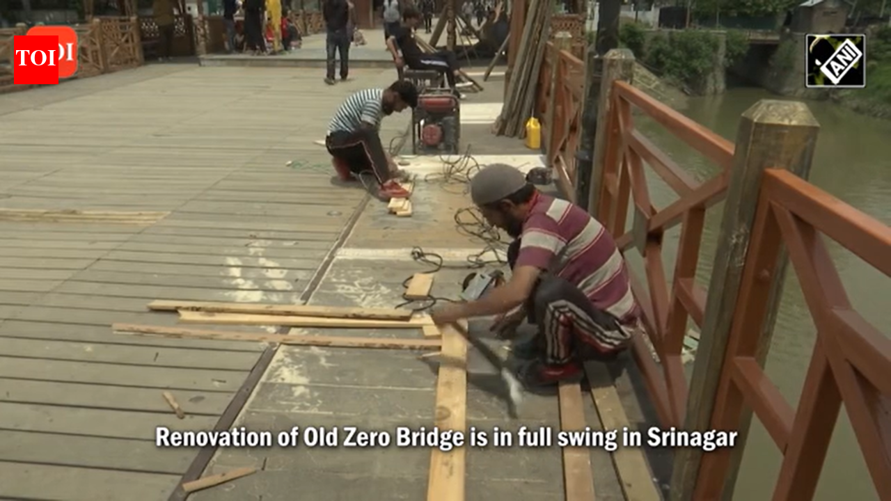 J&K: Renovation of Old Zero Bridge in full swing under Srinagar Smart ...
