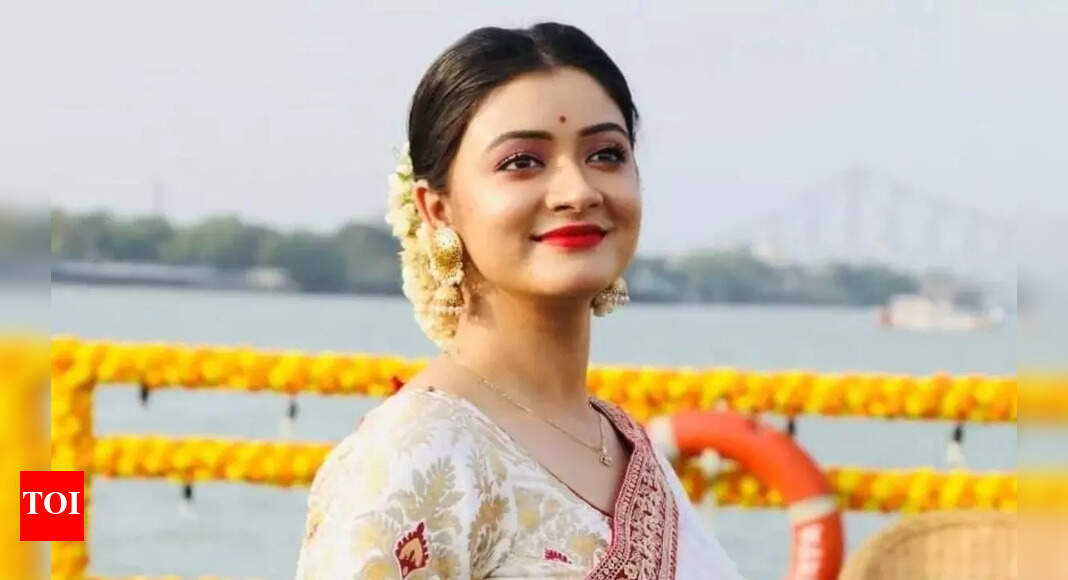 Actress Sriparna Roy joins the cast of ‘Gaatchora’ - Times of India