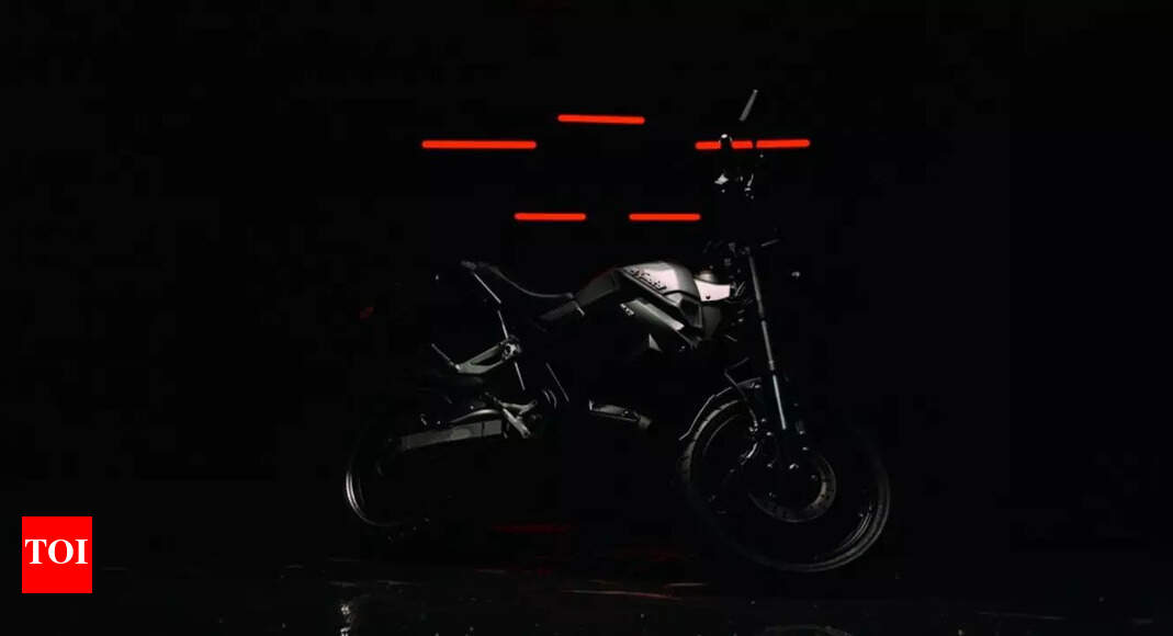 Electric vehicle startup mXmoto teases high-speed electric motorcycle ...