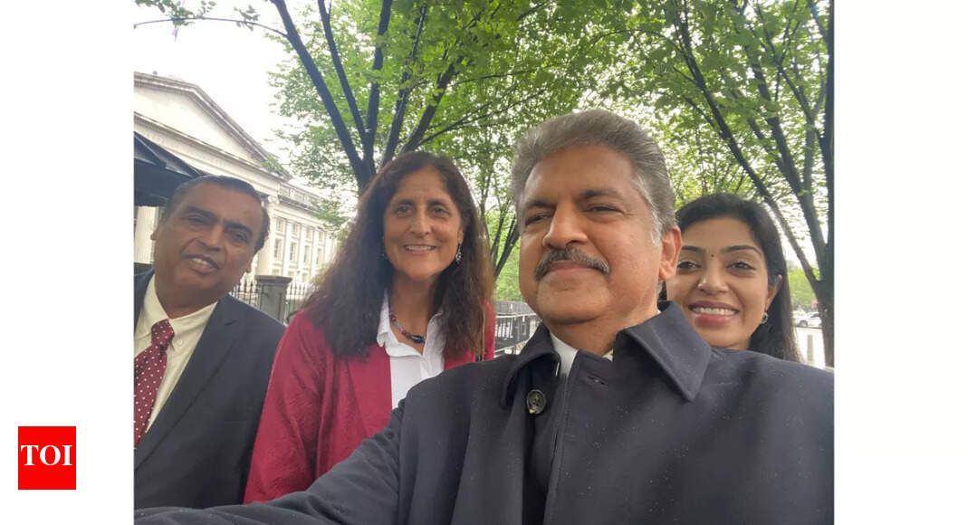 Anand Mahindra's surprise encounter with Sunita Williams creates a ...