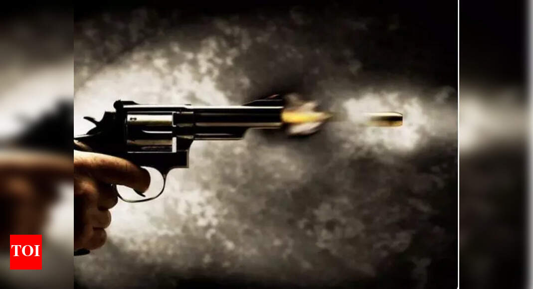 One dead in 'gang' shooting in Sydney's Bondi neighborhood - Times of India