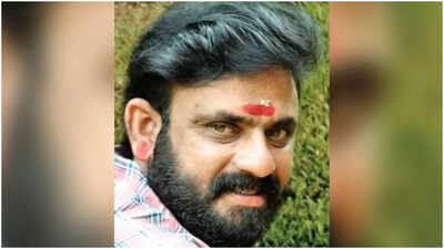 Malayalam director Baiju Paravoor passes away; the family suspects food ...