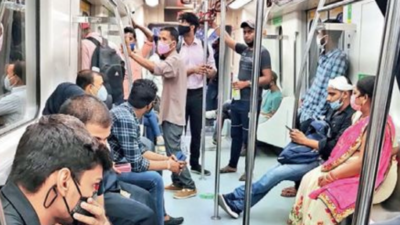 At 51 lakh, metro ridership tops pre-pandemic count | Delhi News ...
