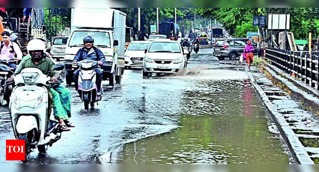 Rain Lashes Nashik City & Parts Of District, Orange Alert Sounded | Nashik News - Times of India