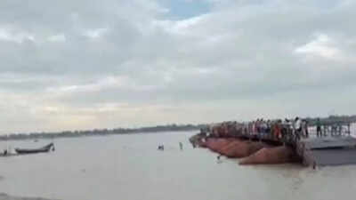 Bihar Bridge Collapse: Vaishali Pipa bridge washed away in Ganga ...