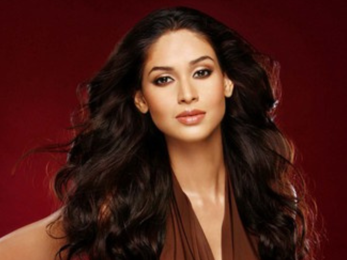 Amruta Patki advocates for suicide prevention with SOS Programme ...