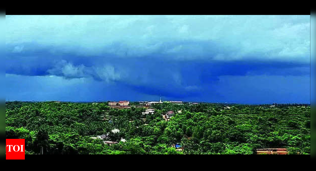 Karnataka Rain News: Rain pounds coast; Kotekar in M'luru records 245mm ...