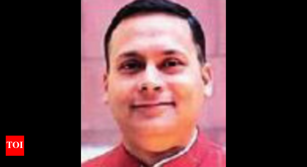 Amit Malviya News: Congress files FIR against BJP IT Cell chief for ...