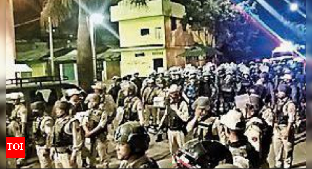 Violence back as ‘armed rioters’ fire at Manipur village, two dead ...