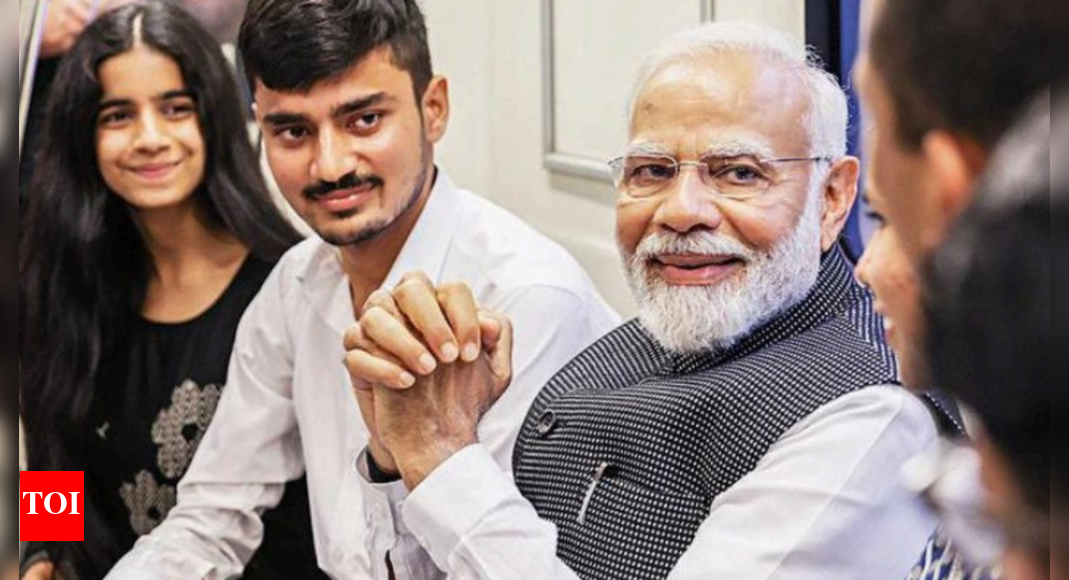 Delhi University@100: PM Modi recalls his 'vidyarthi' days, friends ...