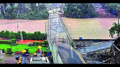 Mindhola River: Water Level Rises In Mindhola River | Surat News - Times of India