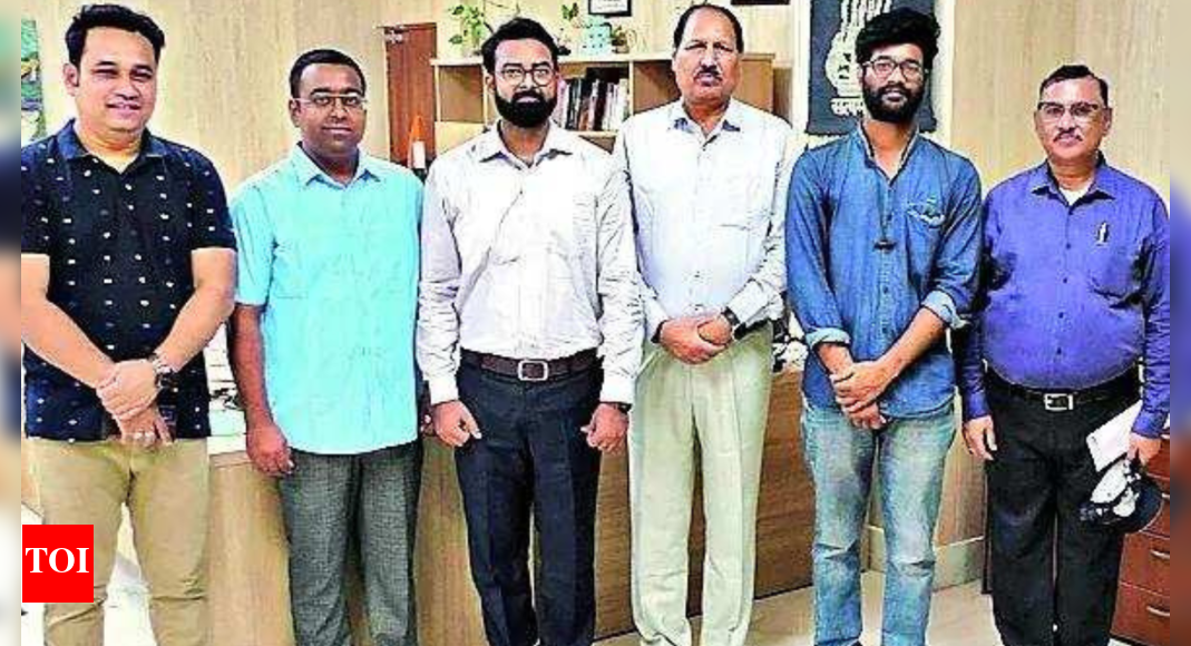 Iitp Scholars Tap Artificial Intelligence, Develop Prototype Of Self ...