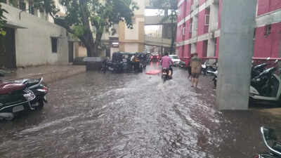 Heavy rains lash Gujarat; Visavadar taluka in Junagadh gets 398mm in 24 hours | Ahmedabad News ...