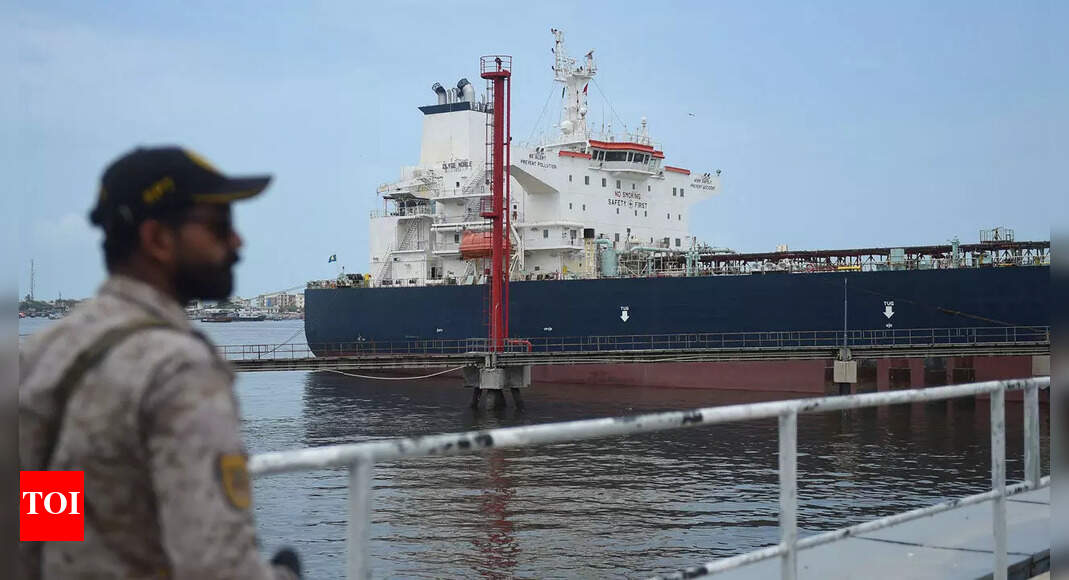 Russia’s rusty oil tanker fleet sets sail with newer ships - Times of India