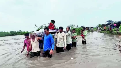 Rain-hit Saurashtra battles to stay afloat | Rajkot News - Times of India