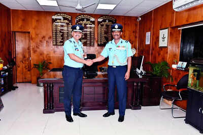 Kamal Bagga: Kamal Bagga Takes Charge As Air Officer At Afs, Devlali ...