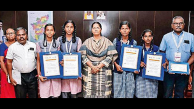 Girl students design 'smart sensor helmet', win Rs 1 lakh as prize ...