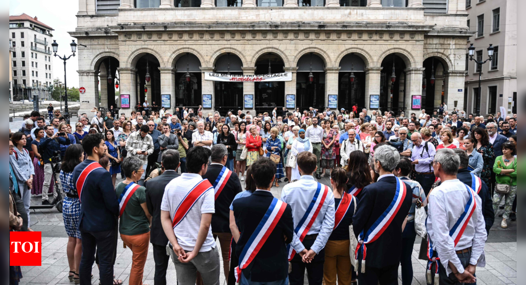 France Protests Live Updates: Crowds hold anti-riot rallies in France ...