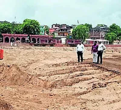 Gaya: Desiltation Work In Gaya Ji Dam Going On: Dm | Patna News - Times ...