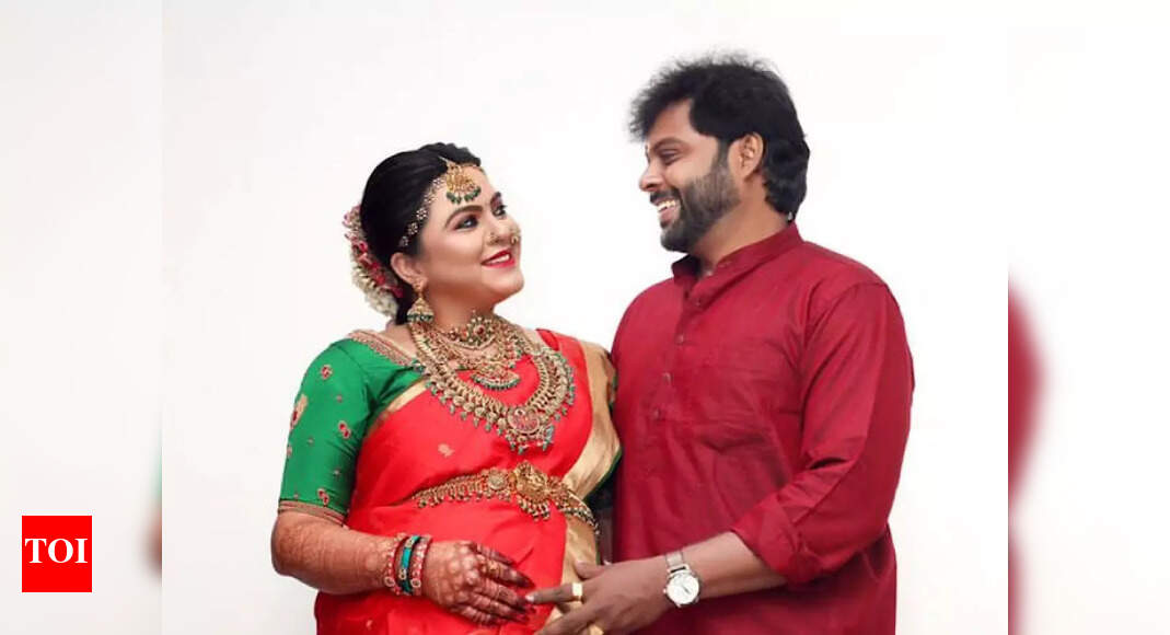 Television actress Shwetha Bandekar shares pictures of her baby shower ...