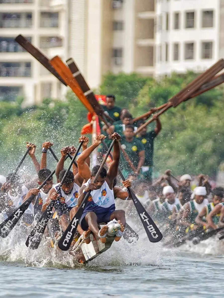 KERALA'S EPIC SNAKE BOAT RACES: A TRAVEL GUIDE! | Times Now