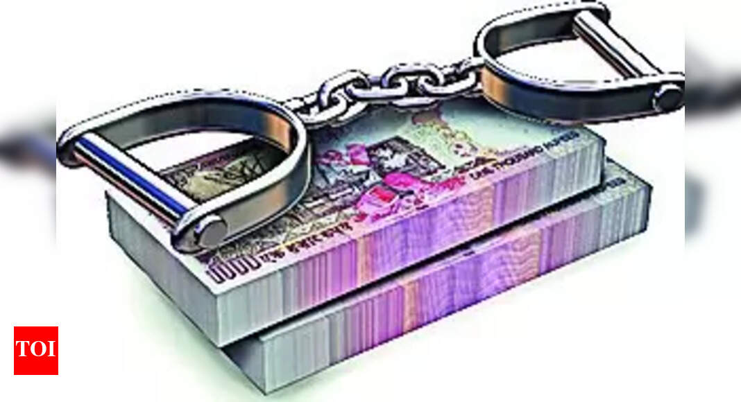 African National Cons Bizmen With Vow Of Doubling Money | Hyderabad ...